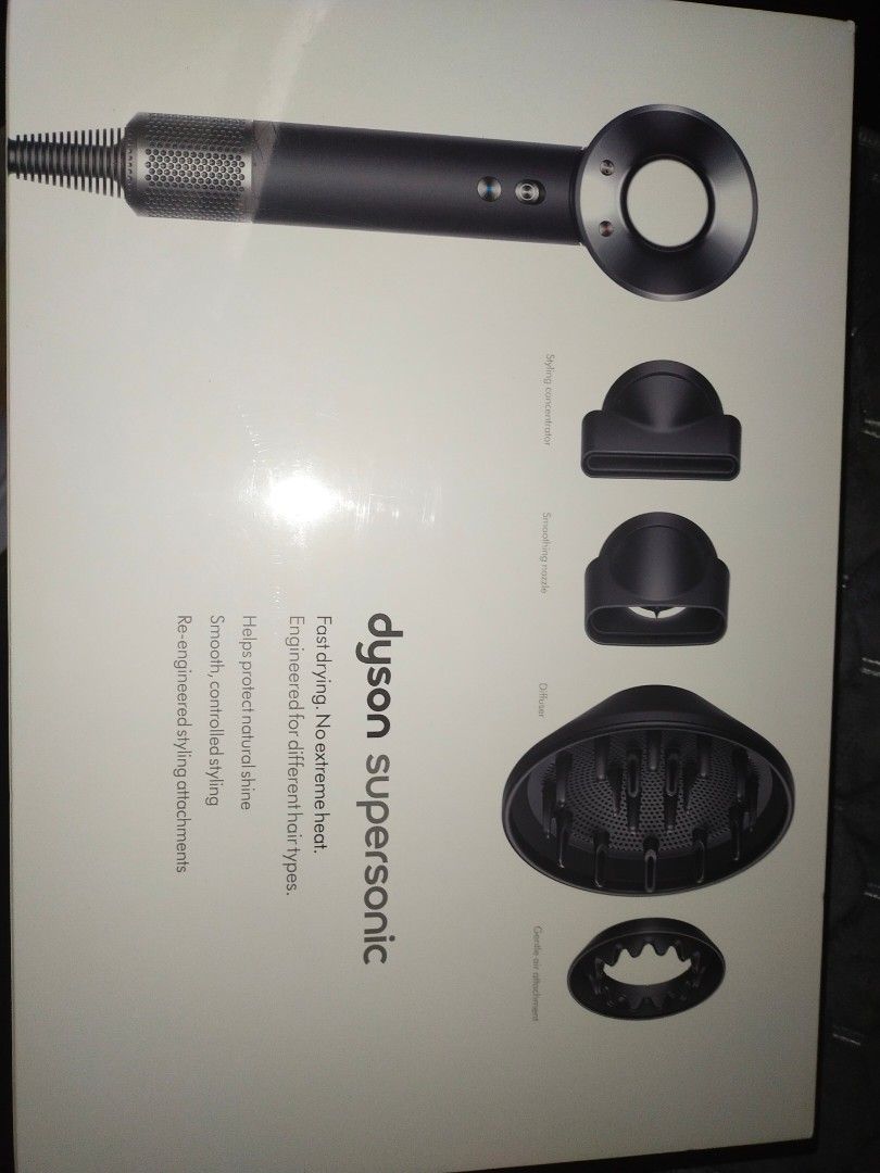 new Dyson Supersonic Hd03, Beauty & Personal Care, Hair on Carousell