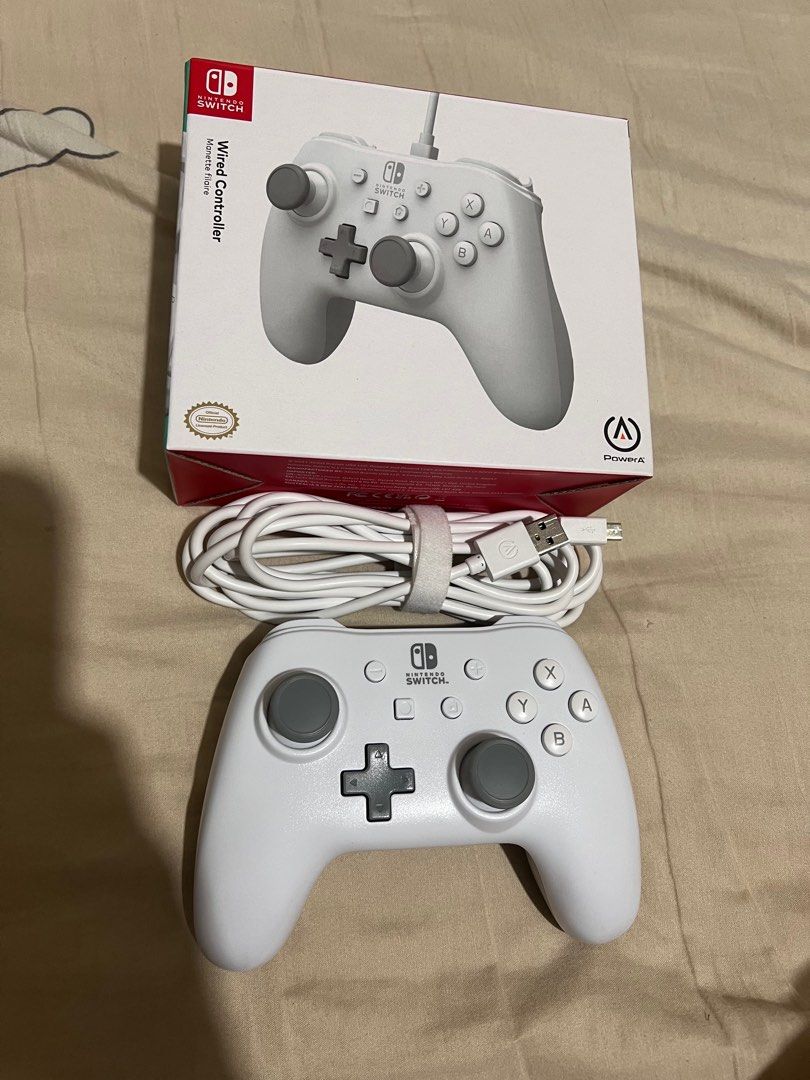 Nintendo wired controller for sale, Video Gaming, Gaming Accessories ...