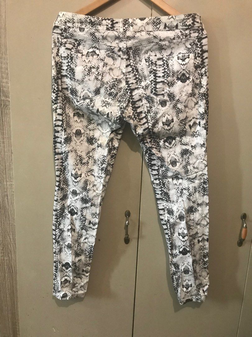 Original/Authentic Mango Snakeskin Stretch Pants, Women's Fashion, Bottoms, Jeans on Carousell