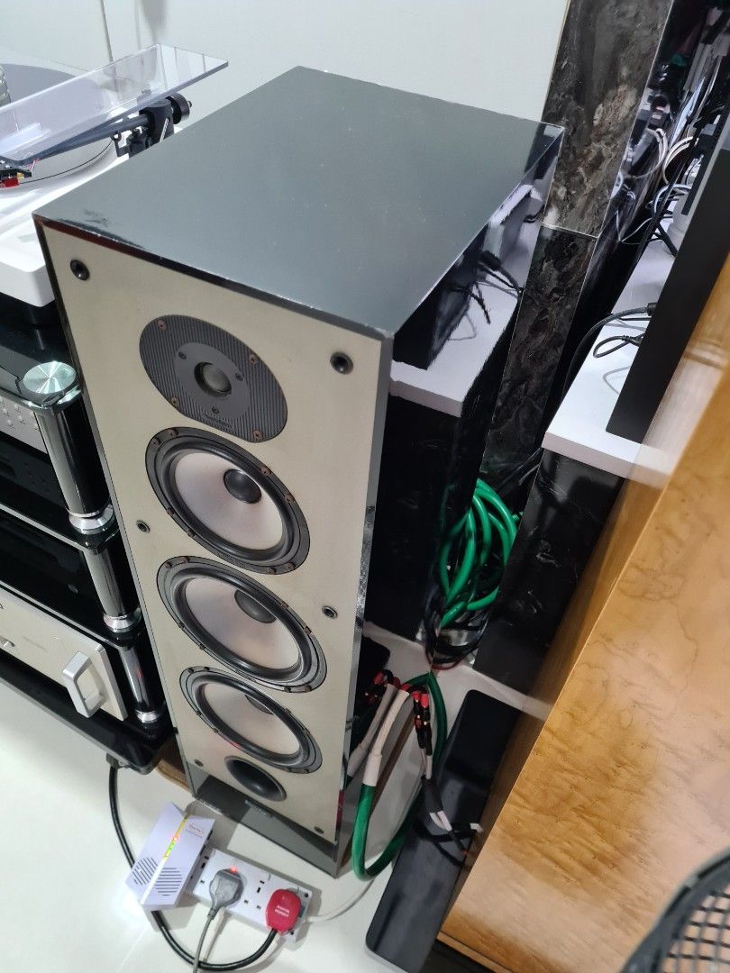 Paradigm 11 mk3, Audio, Soundbars, Speakers & Amplifiers on Carousell