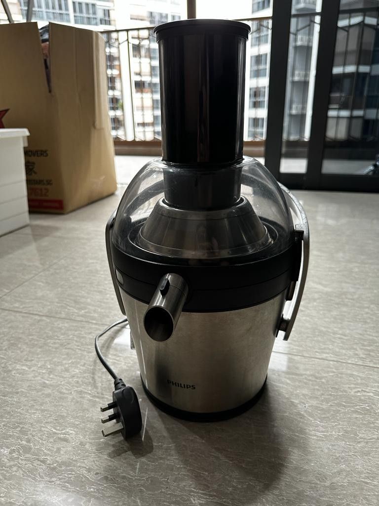 Philips juice extractor, TV & Home Appliances, Kitchen Appliances ...