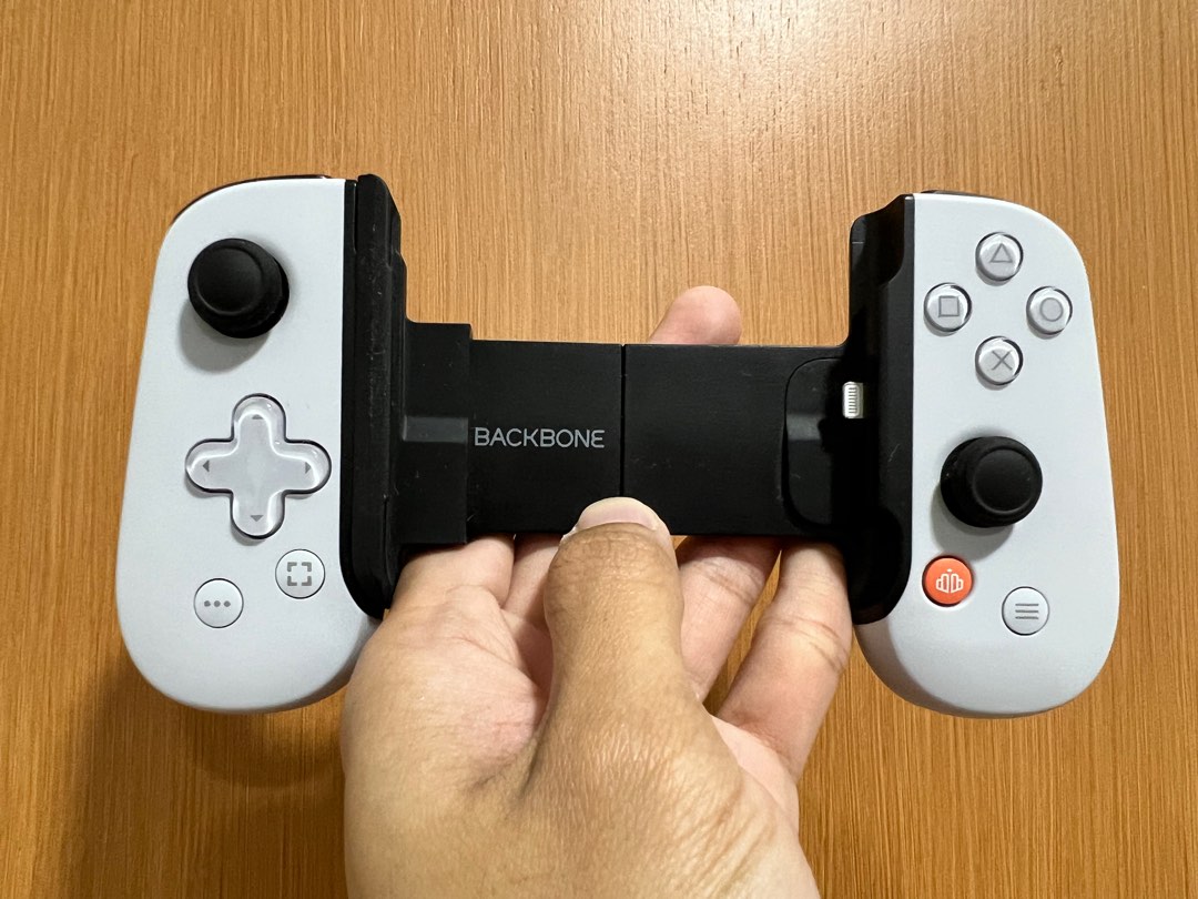Playstation Backbone One for iPhone, Video Gaming, Gaming Accessories ...