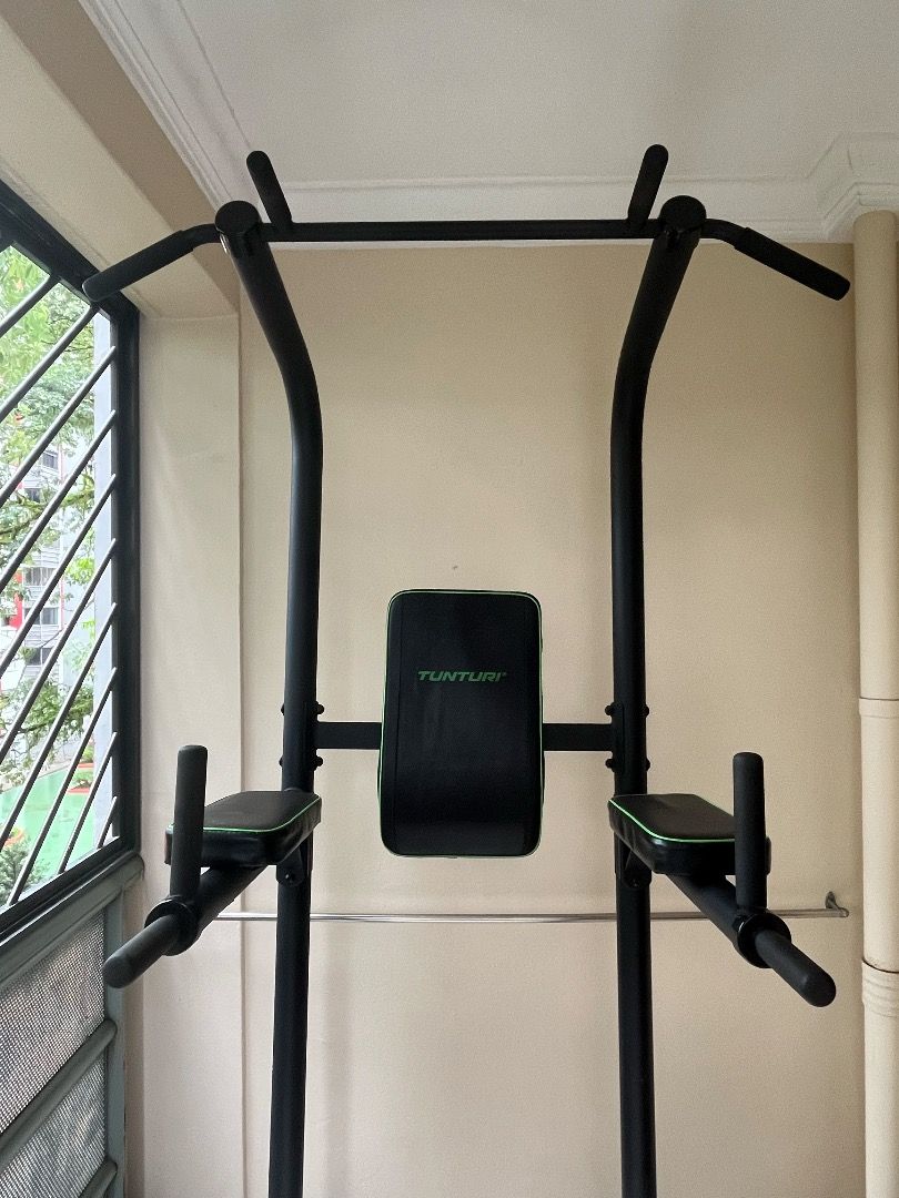 Pull up/ push up/ chest dips / leg raises station, Sports Equipment ...
