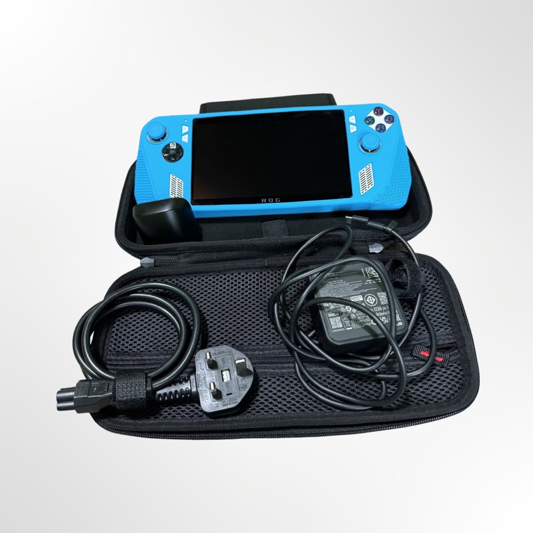 ROG Ally+ ROG headset and Casing, Hobbies & Toys, Toys & Games on Carousell