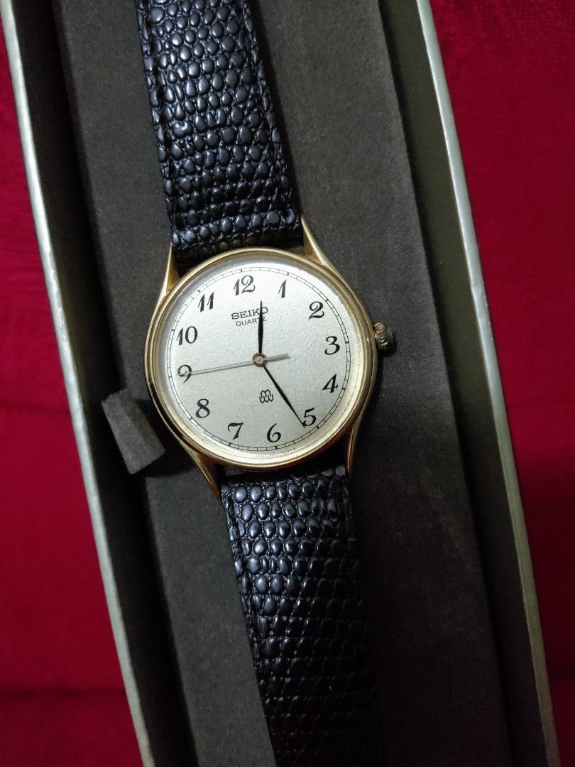 Seiko Twin Quartz railway dial, Barang Mewah, Jam Tangan di Carousell