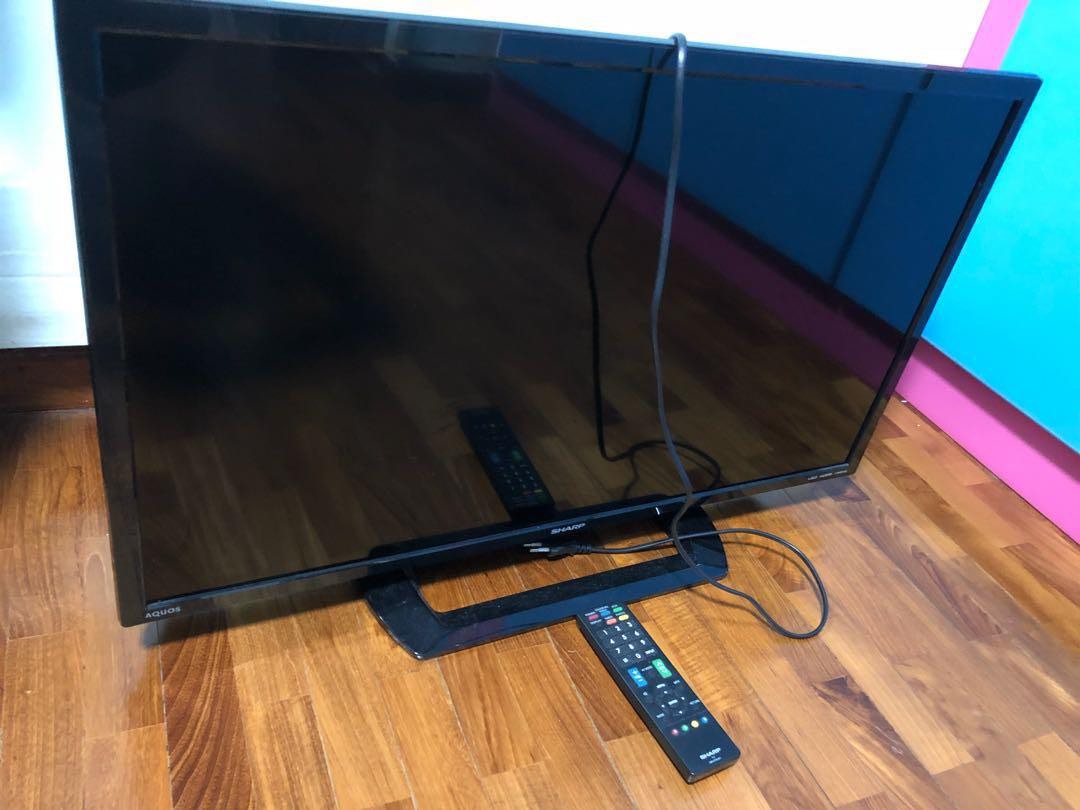 SHARP TV 32inch, TV & Home Appliances, TV & Entertainment, TV on Carousell
