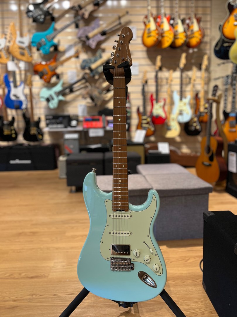 Shijie STE Strat HSS model, Hobbies & Toys, Music & Media, Musical ...