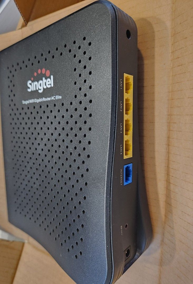 Singtel Wireless Router and Optical Network Terminal, Computers & Tech ...