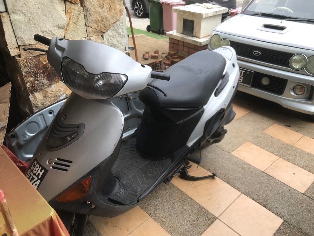 Skuter vs125 salin vs150, Motorbikes on Carousell