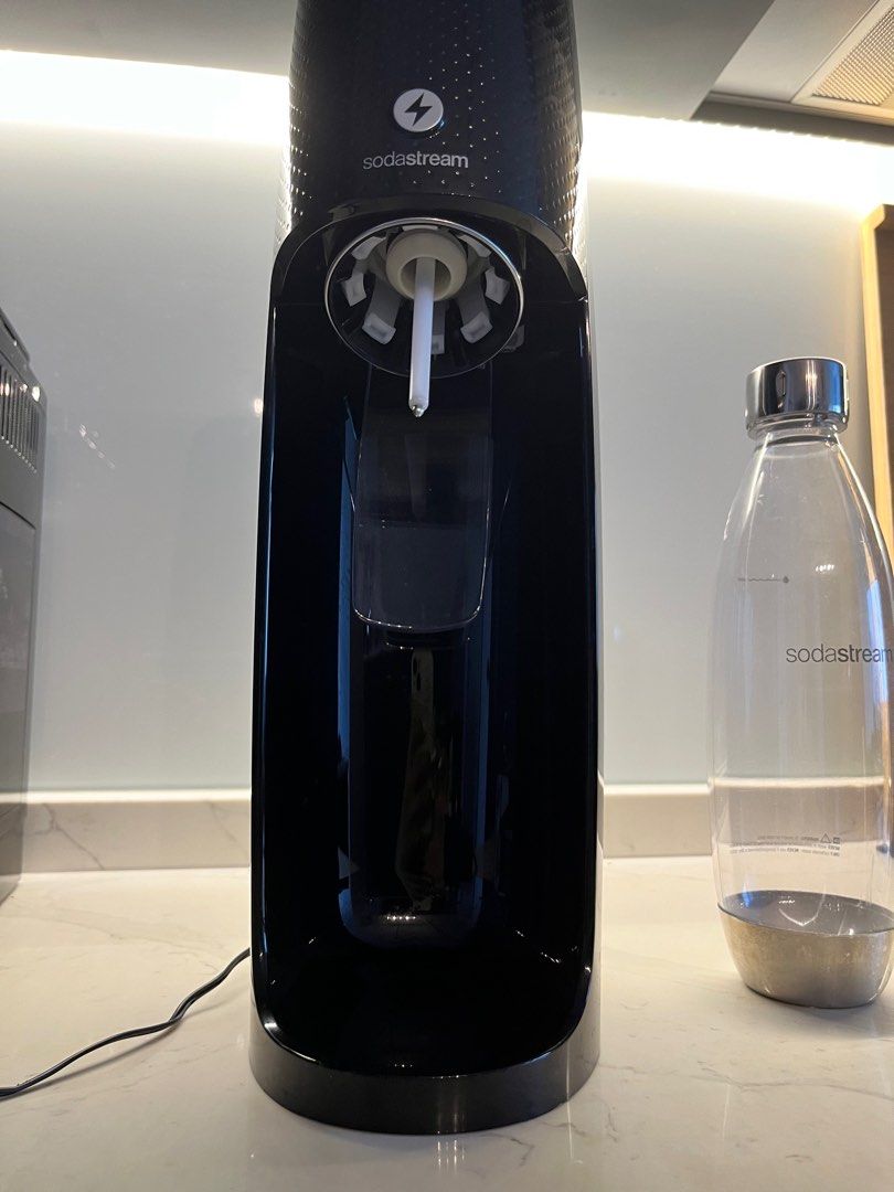 Sodastream Spirit with bottle- black, TV & Home Appliances, Kitchen ...