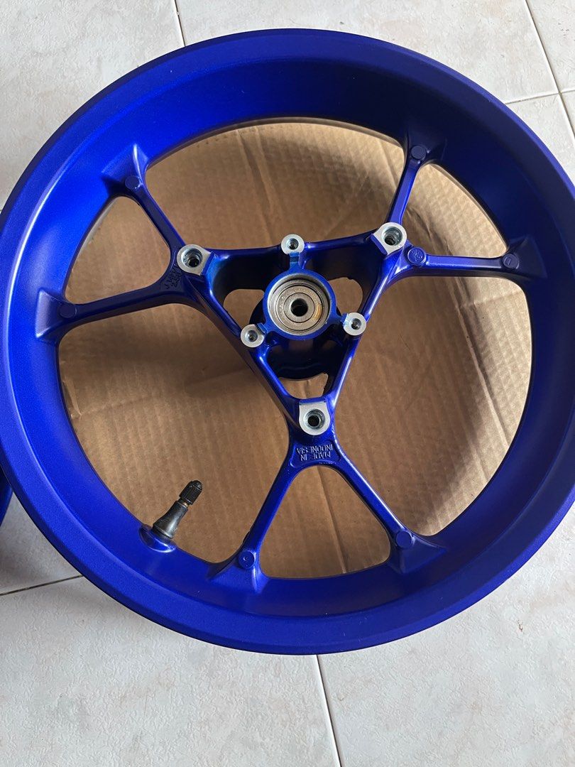 Spotrim Yamaha Nvx Original Tahun 2021, Motorbikes on Carousell