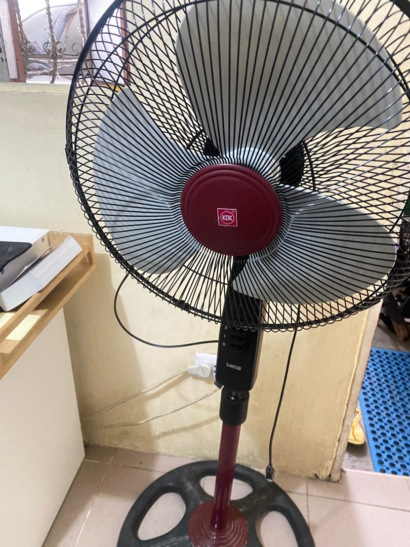 Stand Fan, Furniture & Home Living, Lighting & Fans, Fans on Carousell