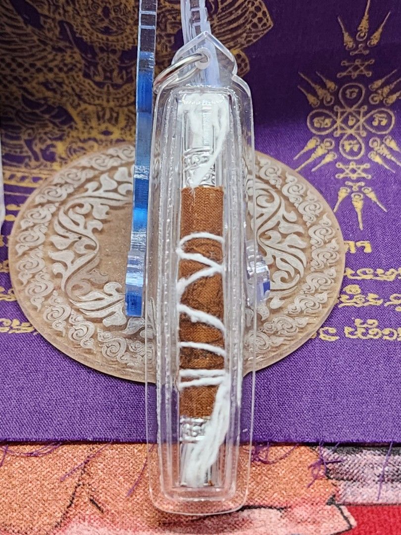 Takrut hua jai setthi comes with jeevon (temple chop) and blessing ...