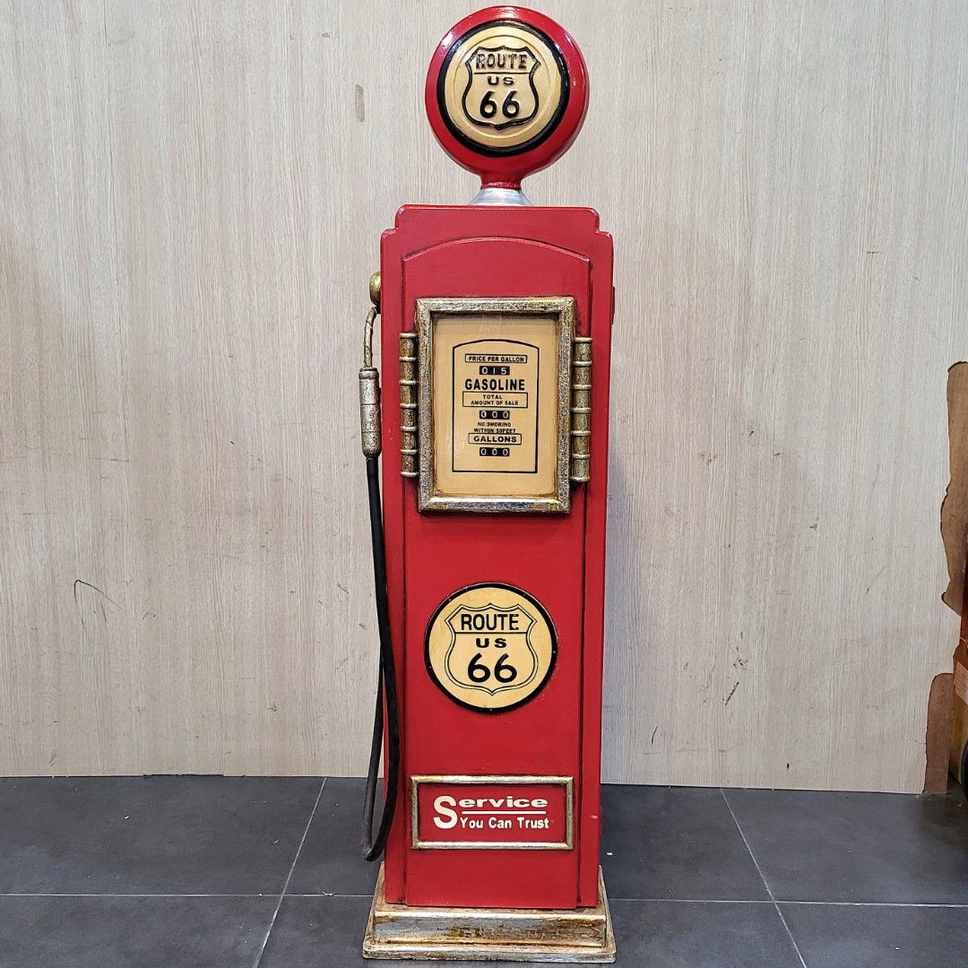 Wooden Route 66 Display Petrol Kiosk, Hobbies & Toys, Memorabilia ...