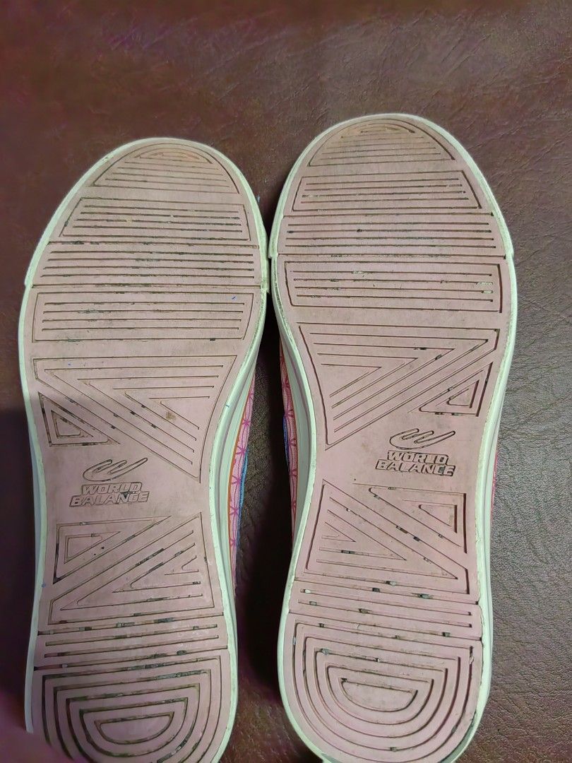 WORLD BALANCE SIZE: EUR 37 US 7, Men's Fashion, Footwear, Casual Shoes ...