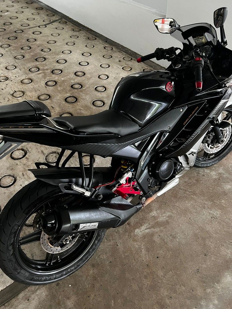 Yamaha R15 V2 renewable COE, Motorcycles, Motorcycles for Sale, Class 2B on Carousell