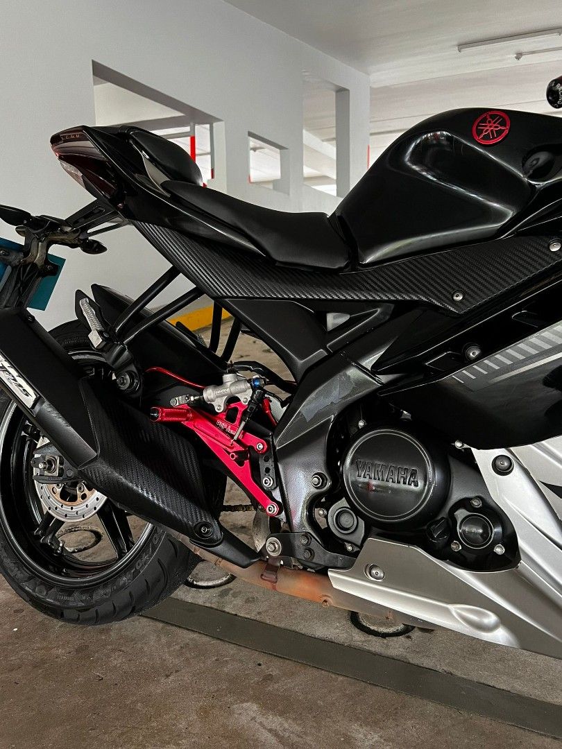 Yamaha R15 V2 renewable COE, Motorcycles, Motorcycles for Sale, Class 2B on Carousell