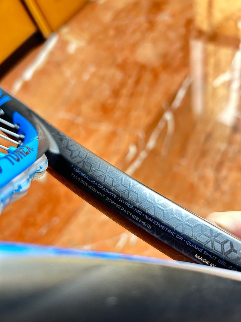 Yonex Ezone 100 (2018), Sports Equipment, Sports & Games, Racket & Ball ...