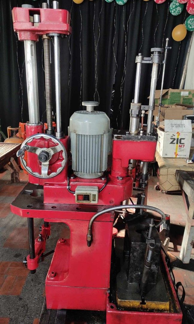 2in1 reboring honing machine, Commercial & Industrial, Industrial ...