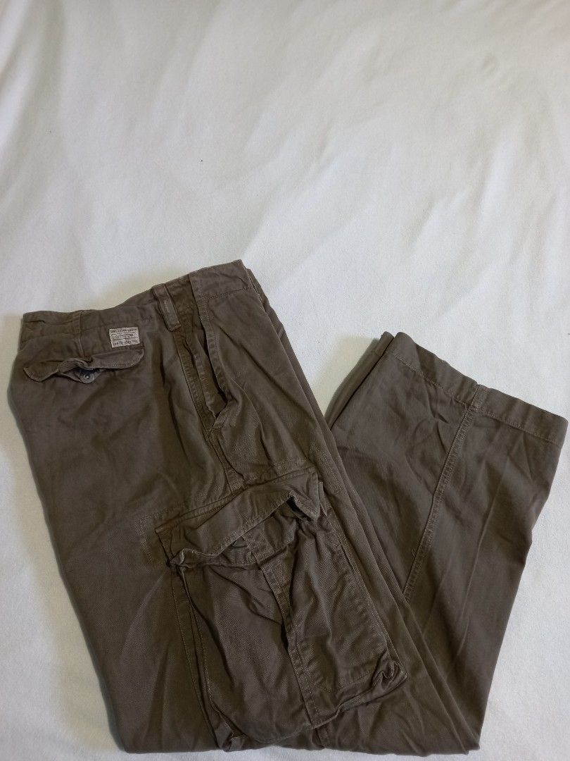 American eagle Baggy cargo pants, Men's Fashion, Bottoms, Trousers on Carousell