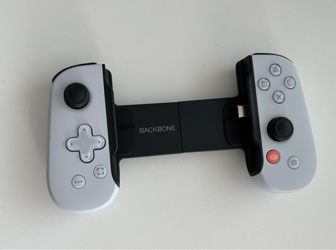 Backbone One PlayStation Edition - USB C, Video Gaming, Gaming ...