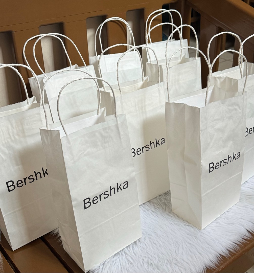 Bershaka Tote Bag, Women's Fashion, Bags & Wallets, Tote Bags on Carousell