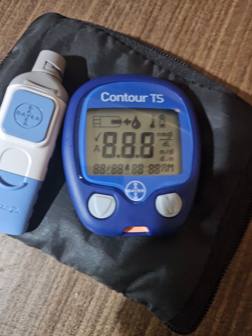 Blood glucometer glucose meter Bayer Contour TS, Health & Nutrition ...