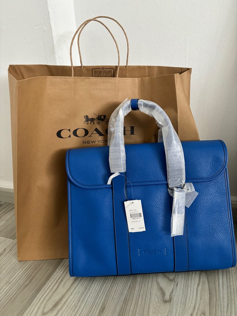 Coach Gotham portfolio, Luxury, Bags & Wallets on Carousell
