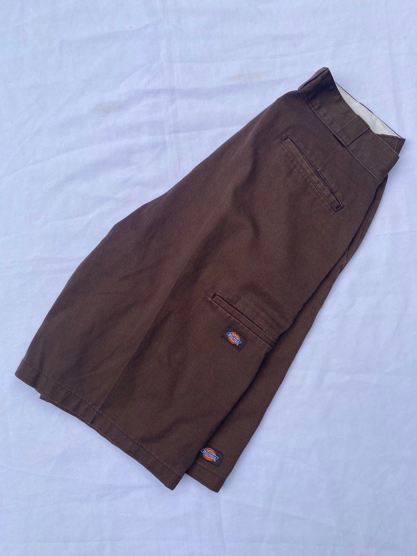 Dickies Double Patch Choco Brown, Men's Fashion, Bottoms, Shorts on ...