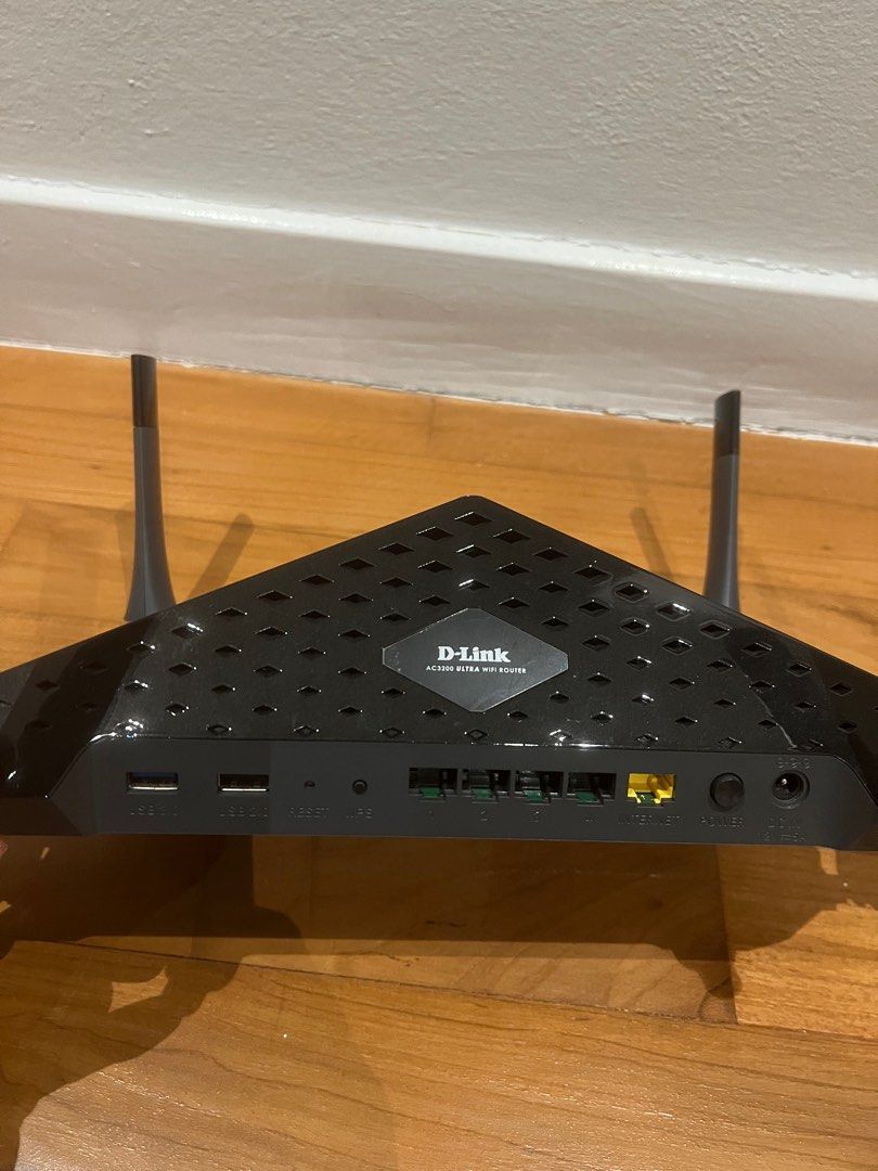 D-Link DIR-890L AC3200 ULTRA Tri-Band Gigabit WiFi Router', Computers ...