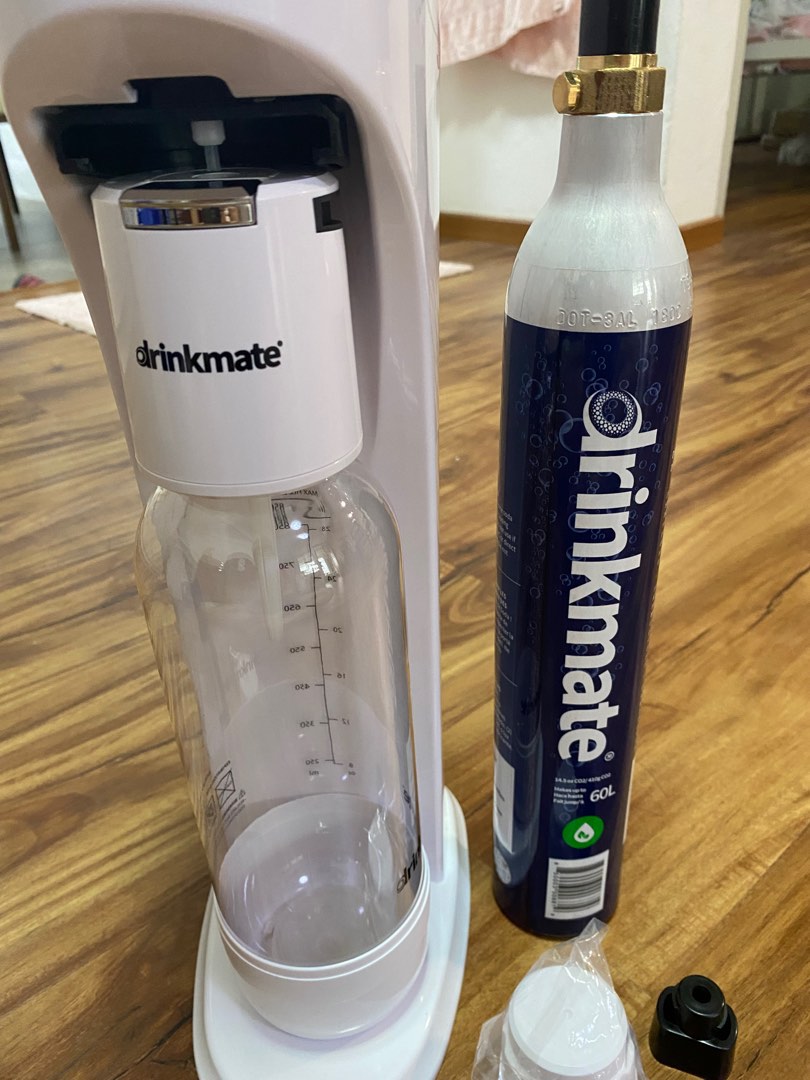 Drinkmate carbonated drink maker, TV & Home Appliances, Kitchen Appliances, Other Kitchen ...