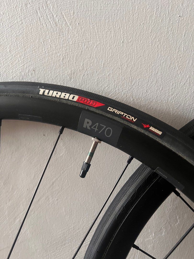 DT swiss R470 Disc wheelset, Sports Equipment, Bicycles & Parts, Parts ...