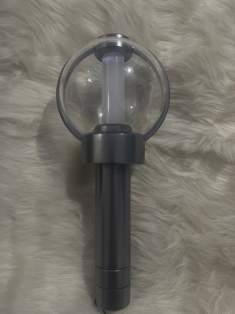 Enhypen Official Lightstick Engene Bong, Hobbies & Toys, Memorabilia ...