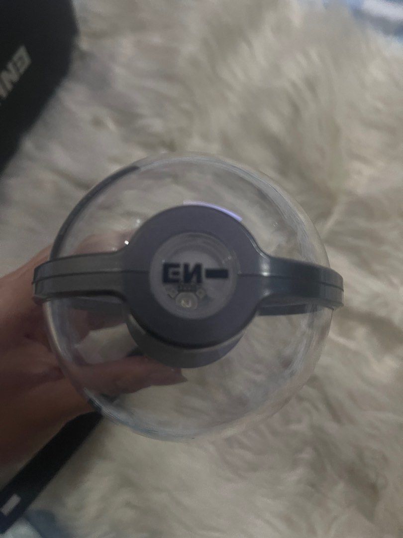 Enhypen Official Lightstick Engene Bong, Hobbies & Toys, Memorabilia ...