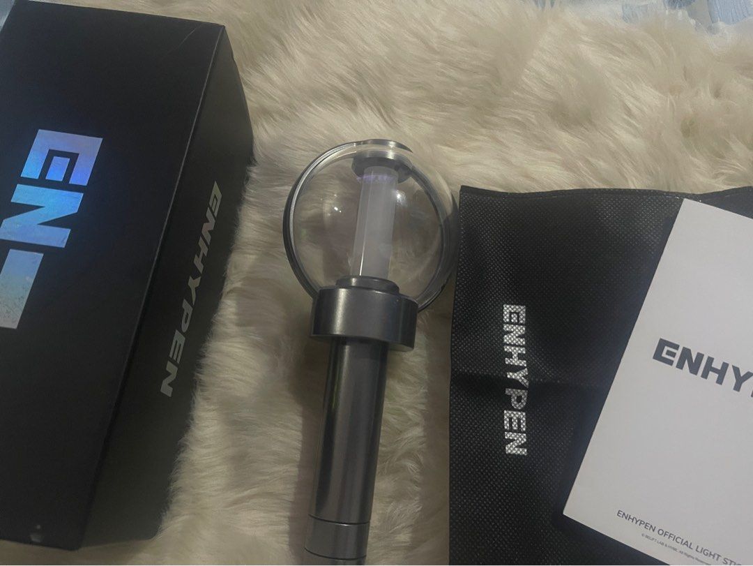 Enhypen Official Lightstick Engene Bong, Hobbies & Toys, Memorabilia ...