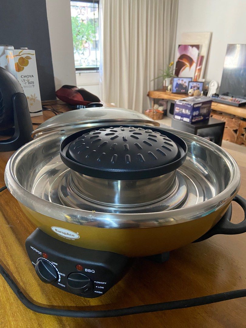 EuropAce Mookata Hot Pot Grill, TV & Home Appliances, Kitchen ...