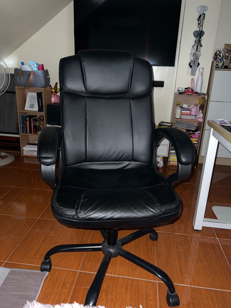 Executive computer chair, Furniture & Home Living, Office Furniture ...