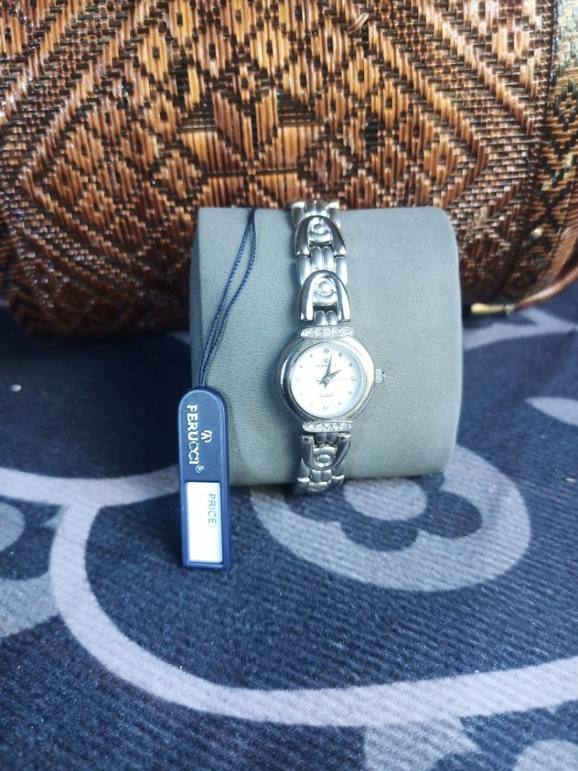 Ferucci Watch, Women's Fashion, Watches & Accessories, Watches on Carousell
