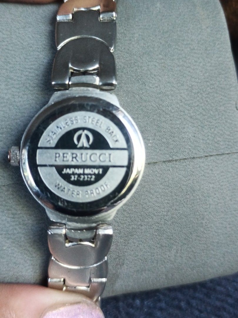 Ferucci Watch, Women's Fashion, Watches & Accessories, Watches on Carousell