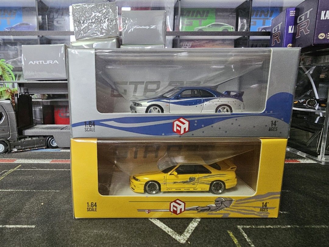 FH Nissan Skyline GT-R R33 with Open-Engine Hood x MINI GT x POP RACE x ...