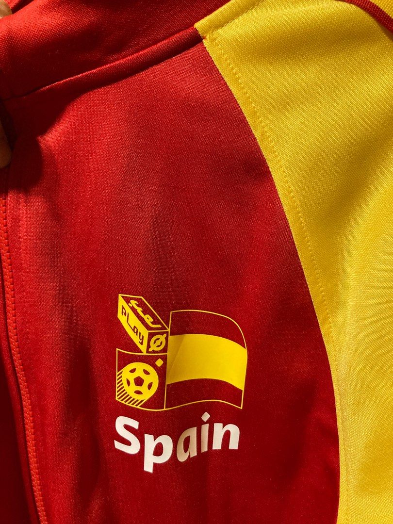 FIFA World Cup Qatar 2022 - Spain Football Jacket, Men's Fashion, Coats ...