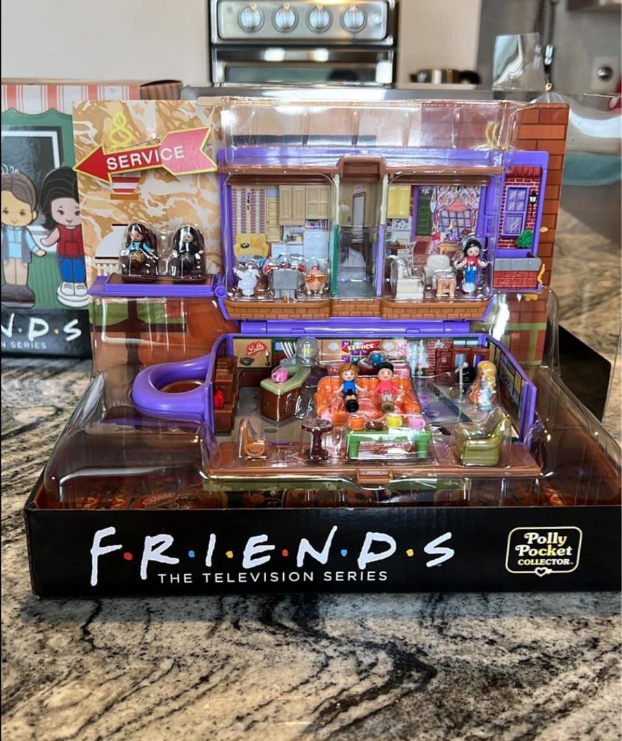 Friends Central Perk Polly Pocket, Hobbies & Toys, Toys & Games on ...