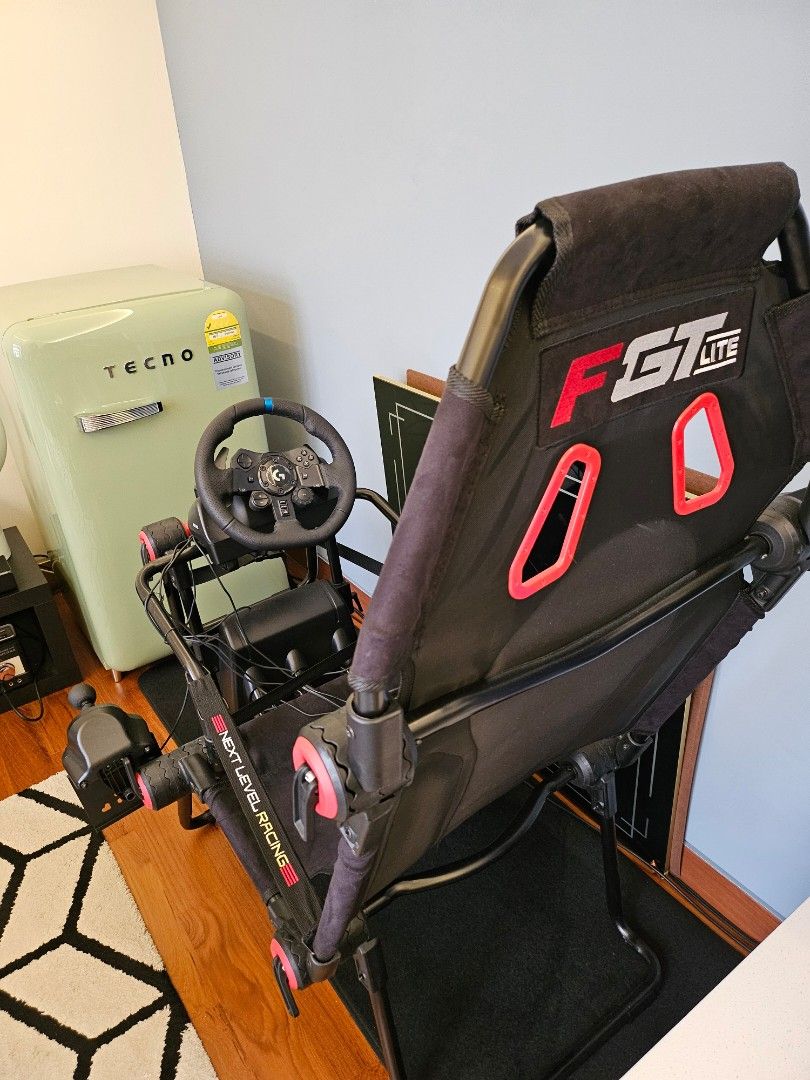 Full set - Next Level GT-Lite Racing Cockpit + Logitech G923 Trueforce ...