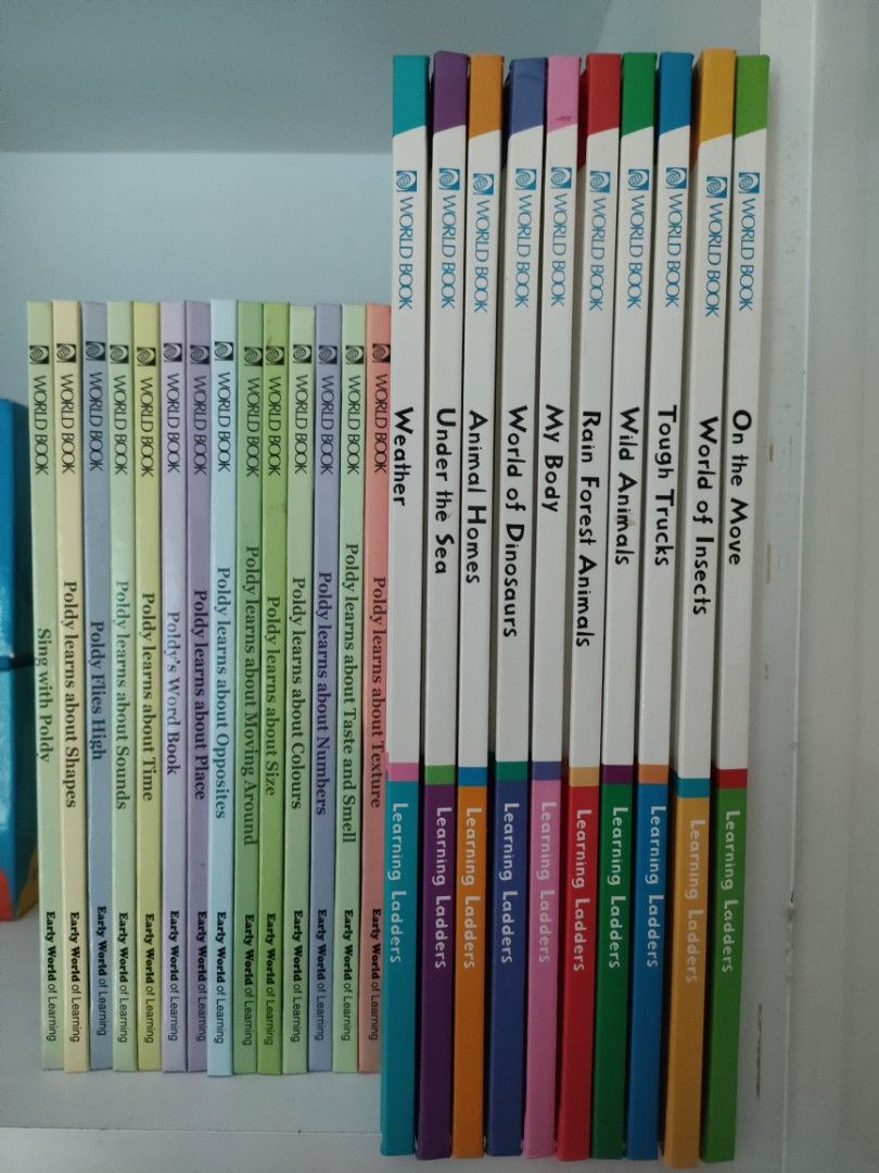 Full Set: The World Book Encyclopedia, Hobbies & Toys, Books ...