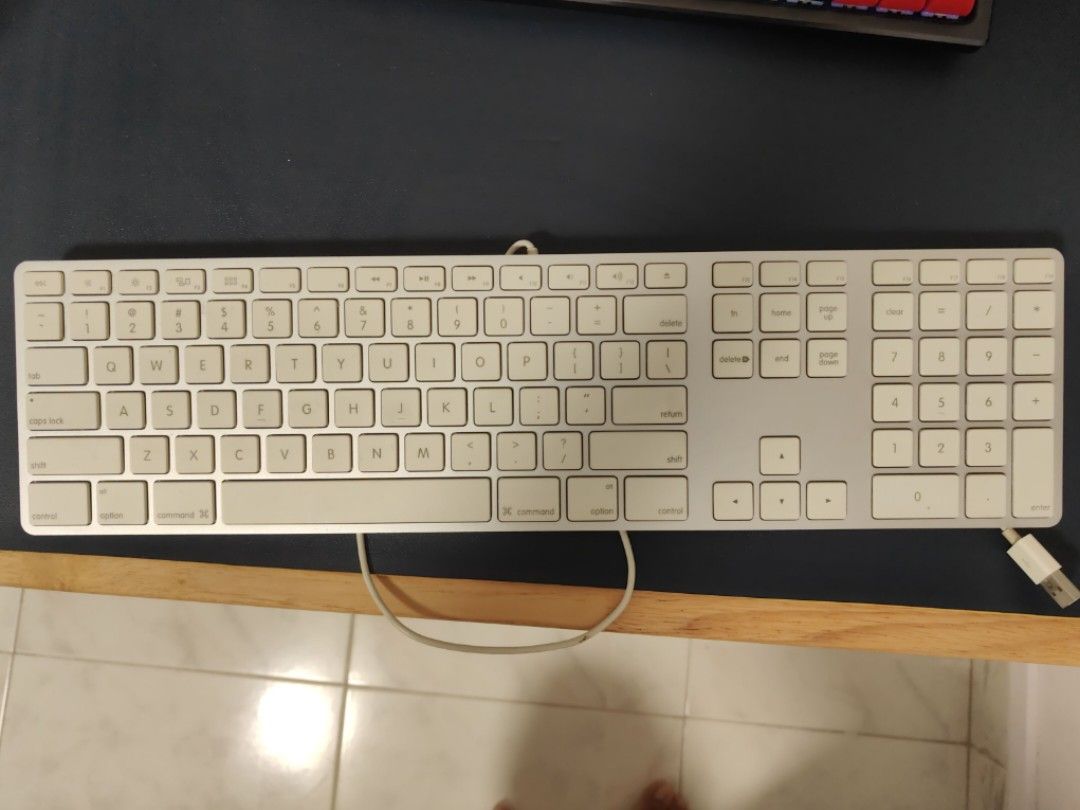 Full size Apple Keyboard, Computers & Tech, Parts & Accessories ...