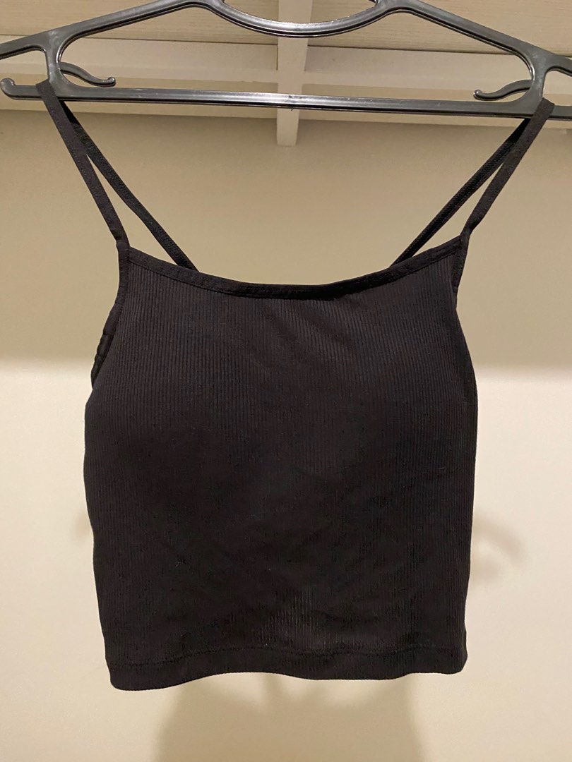 GU Padded Ribbed Top, Women's Fashion, Tops, Sleeveless on Carousell