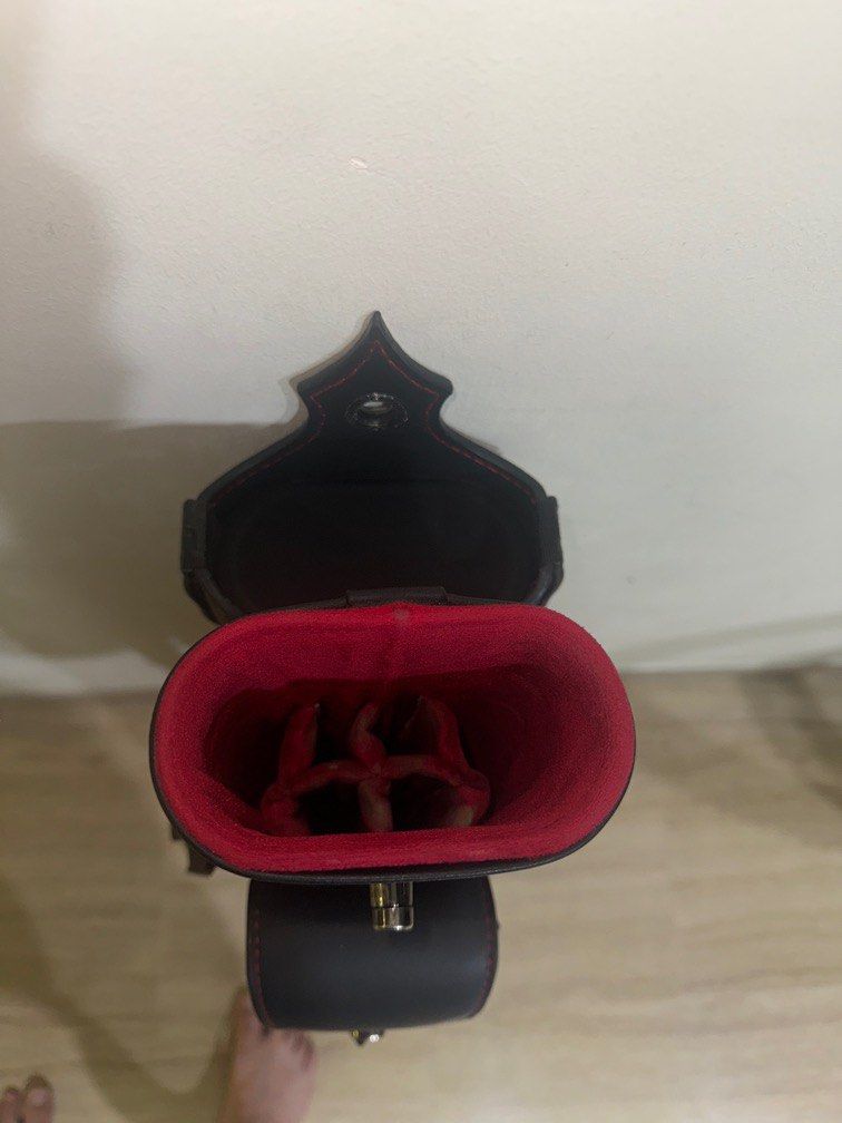 Holly pool cue case 2 butts 4 shafts, Hobbies & Toys, Toys & Games on ...