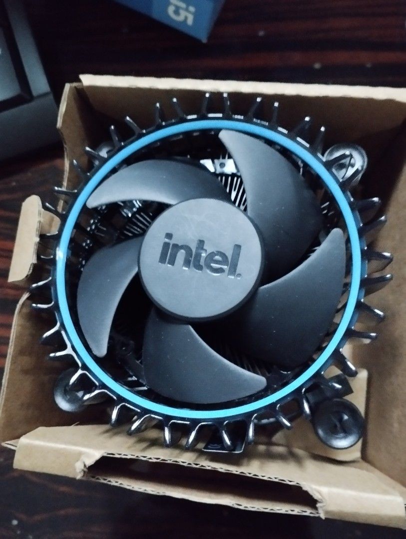 intel stock cooler (new) LGA1700SOCKETONLY, Computers & Tech, Parts ...