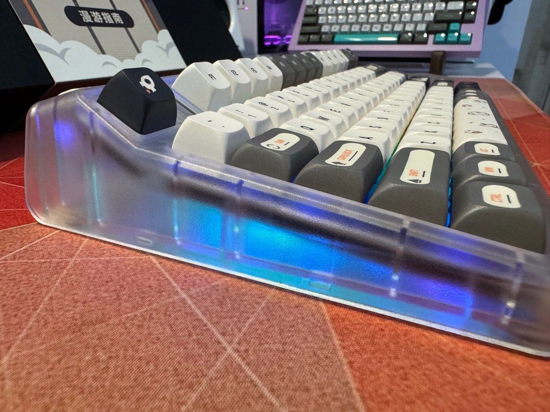 iQunix IQUNIX OG80 Hitchhiker Wireless RGB Mechanical Keyboard ...