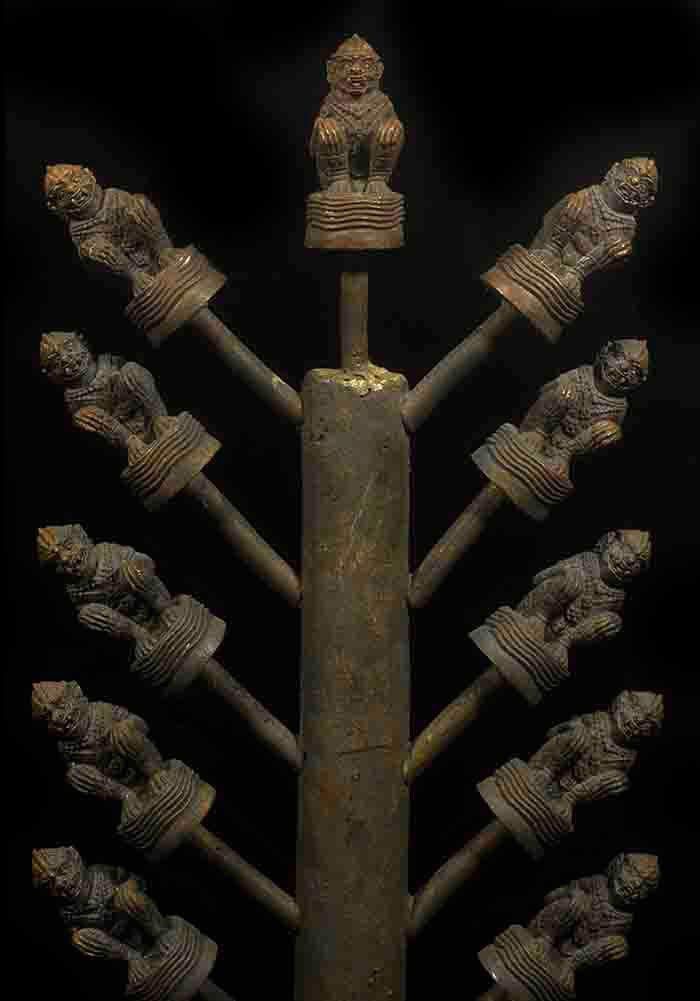 Item: 19 Phra Haruman Roop Lor Tree Master: LP Cher Temple: Wat Klang ...